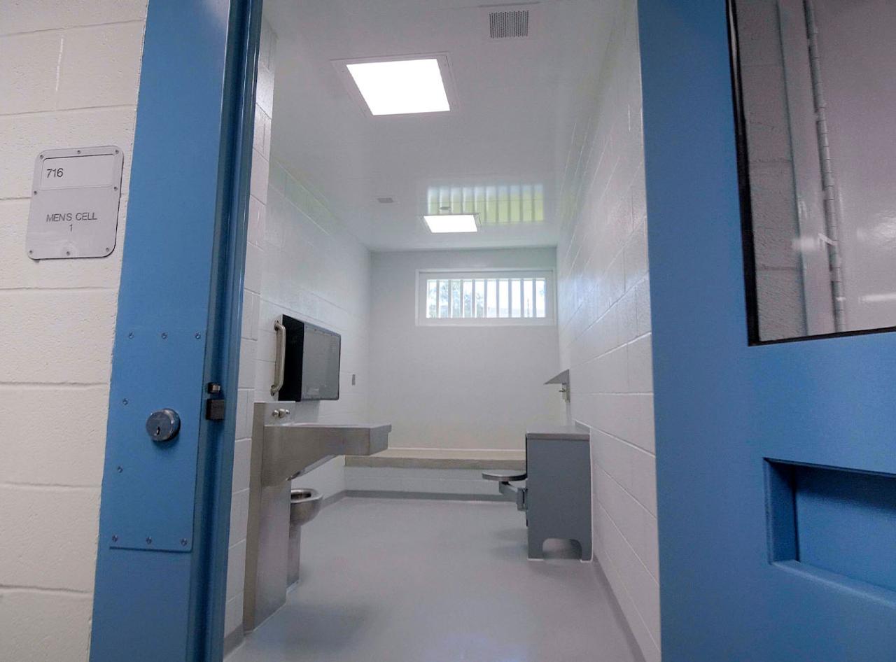 Prison cells - Applications - Pa-Co Lighting Inc.